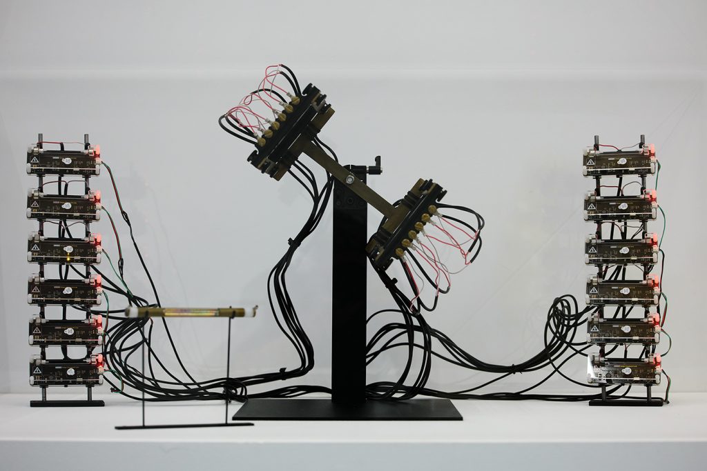 Jardín inconcluso: Rafael Lozano-Hemmer en el MAM - Glocal